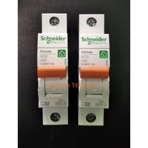 Jual MCB 32 AMP 1P SCHNEIDER ELEKTRIK DOMAE 1 PHASE POLE 32A AMPERE ORIGINAL - Jakarta Timur ...