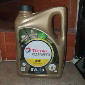 Jual READY Oli Mesin Bensin Total Quartz 9000 5w30 Galon 4 Liter Fully ...