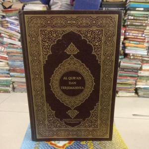 Jual Saudi Quran Mushaf Medina Original Standard Translation Size ...