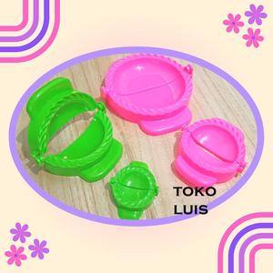 Jual Cetakan pastel bulat mini pastel jumbo - Diameter 4 cm - Jakarta ...