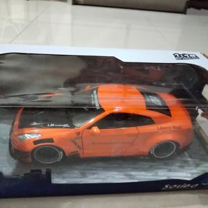 Jual Solido Nissan GTR R35 Liberty Walk LBWK Orange Skala 18 - Kota ...