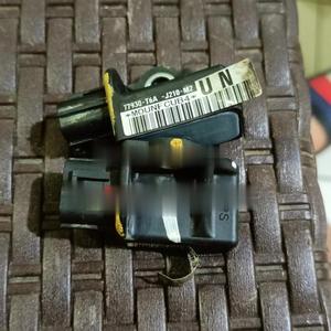 Jual sensor airbag srs sensor bentur honda hrv 1.8 prestige 77930-T6A ...
