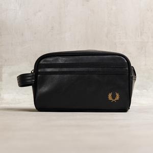 Jual FRED PERRY Gold Side Logo Pouch in Black - Jakarta Timur ...
