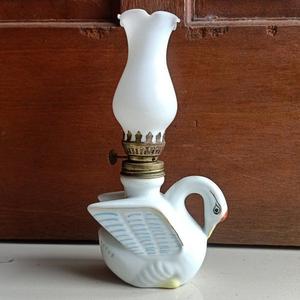 Jual Lampu minyak antik keramik jadul angsa - Jakarta Barat - livyr ...