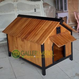 Jual Dog House Kayu Jati, Rumah Kandang Anjing Outdoor Tahan Air ...