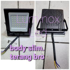 Jual SP523 lampu sorot led smd 30watt 30 w tembak led flood light 30w 30 wa - Jakarta Barat ...