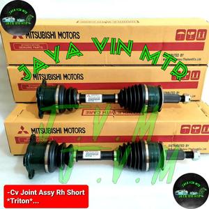 Jual Drive Shaft cv joint assy as roda kanan RH Triton 3815A310 ...
