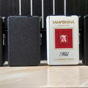 Jual Kotak Rokok Plus Korek Api Rokok Isi 12 Batang Tempat Rokok. Korek ...