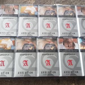 Jual Avolution merah hijau 20 slop isi 10 bks @20 batang. - Merah ...