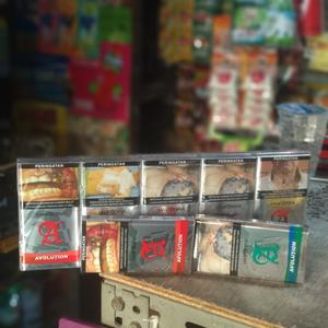 Jual Rokok Avolution 20 / Rokok Sampoerna Avolution / Avolution Merah ...