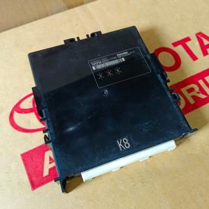 Jual ECU computer Assy smart key Innova zenix hybrid original (89990-V ...