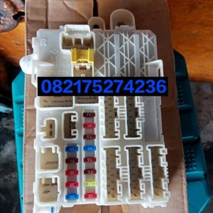 Jual Fuse box sekring innova hilux fortuner 82730-0K021 original ...