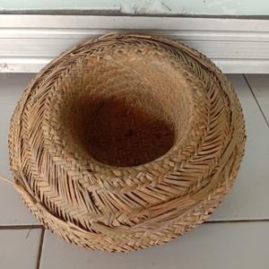 Jual Y XI TOPI CAPING PETANI / CAPING PAK TANI ANTI PANAS ANYAMAN ...