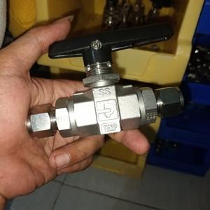 Jual ball valve parker 1/2 od 8A-B8LJ2-SSP parker ss316 Best - Kota ...