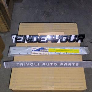 Jual ORNAMENT LOGO EMBLEM FORD ENDEAVOUR UP6051721A ORISINIL Best ...