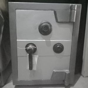 Jual BEST brankas tahan api bekas T.60 brankas kecil tahan api bekas ...