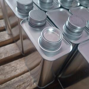 Jual Ay0! Kaleng sample Bbm 1liter / kaleng persegi 1 liter - Kota ...