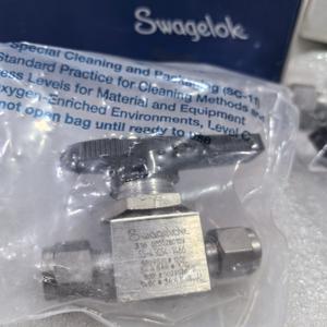 Jual Ball Valve 1/4" OD 500PSI No LUBE SC-11 Cleaned 1-Piece 40G Swage ...