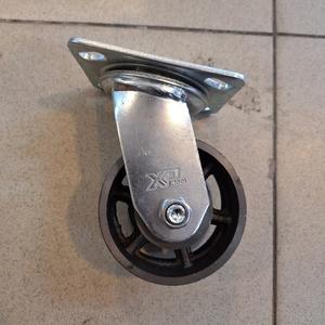 Jual Roda Besi Heavy Duty 4 inch Swivel/Putar - Jakarta Barat - Toko ...