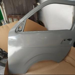 Jual Pintu depan + door trim Kiri dan Kap mesin Toyota Hiace IMITASI ...