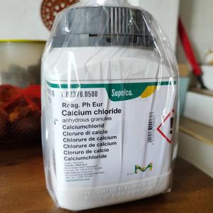 Jual KUYY CALCIUM CHLORIDE ANHYDROUS MERCK 1KG - Jakarta Pusat - Toko ...
