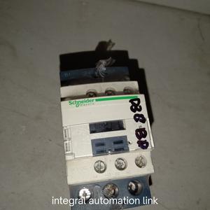 Jual SCHNEIDER MAGNETIC CONTACTOR LC1D38BD 38A 24vdc no box Best ...
