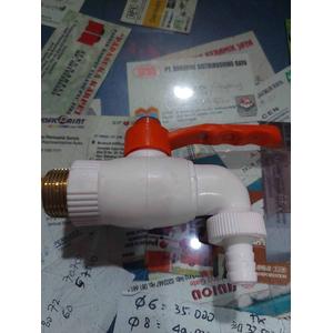Jual kran plastik drat kuningan 1/2 inchi kran air PDAM stop kran harga ...