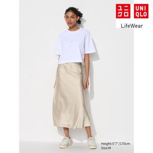 Jual Uniqlo Rok Satin Potongan yang memberikan fit natural - 02 LIGHT ...