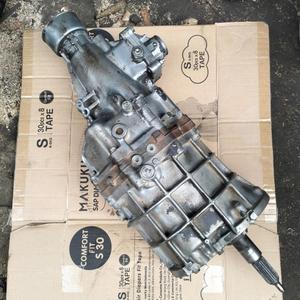 Jual Transmisi Tranmisi Perseneling Gearbox Toyota Innova Inova Bensin ...