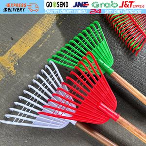 Jual Sapu Taman Daun Besar 21 Gigi Sapu Garuk Bahan Plastik Garden ...
