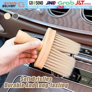 Jual Kuas Pembersih Debu Interior Mobil Gagang Kayu Car Cleaning Brush ...