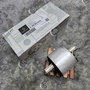 Jual TRANSMISI MOUNTING MERCEDES W205 W213 C200 E200 A2052403300 ...