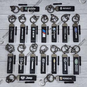 Jual GANTUNGAN KUNCI CARBON MOBIL ALL TIPE KEYCHAIN MOBIL CARBON ...