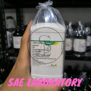Jual POTASSIUM DIHYDROGEN PHOSPHATE / KH2PO4 MERCK 104873 250gr - Kab ...