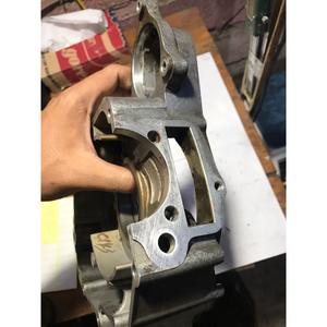 Jual Barang normal Crankcase kalter mesin kiri motor Cina Garuda ...