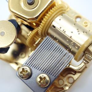 Jual Music Box Sankyo Movement Original Mesin Kotak Musik - Kab. Bekasi ...