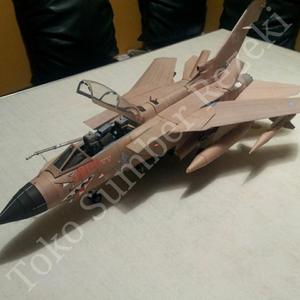 Jual (Bag2) Figure Pesawat Tempur Jet Sukoi Papercraft Tornado Paper ...