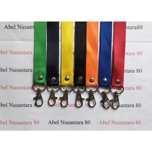 Jual Murah Paket Casing ID Card Karet 1 Sisi dengan Tali Kait 2cm Polos ...