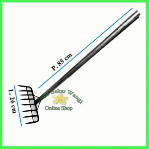 Jual (alat pertanian) garuk orange lebar besi cor 8 gigi gagang pipa ...