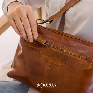 Jual [ New] Kenes Leather Sling Bag Wanita Tas Selempang Kulit Asli Morena - Dark Brown PU - Kab ...