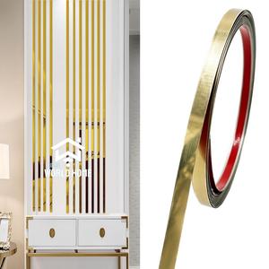 Jual List plat dinding pvc gold miror sudah ada perekat per m dekorasi ...