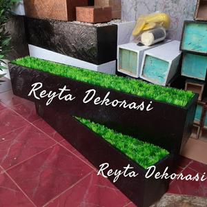 Jual vas lengkap dengan busa dan rumput _ pot partisi pot panjang pot ...