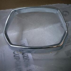 Jual HeadLight Frame/List Lampu depan Vespa Sprint ORIGINAL - Kab ...