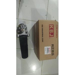 Jual Brake Valve Pedal Rem Assy Komplit Fuso FM KBJ MC838211 - Kab ...