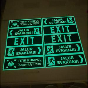Jual dW Rambu Jalur Evakuasi Fosfor Glow in The Dark - Exit 30cm x 10cm - Kota Bandung ...