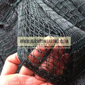 Jual JARING PE LUBANG 2 CM UNTUK PENGAMAN. KOLAM IKAN. KANDANG AYAM ...