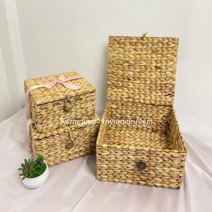 Jual Produk HAMPERS BOX / KOTAK PARCEL / KERANJANG ANYAMAN ENCENG ...