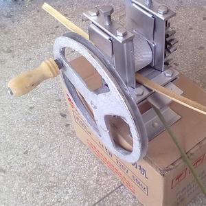 Jual Small Hand-Operated Shredder Bamboo Strip Opener Bamboo Strip ...