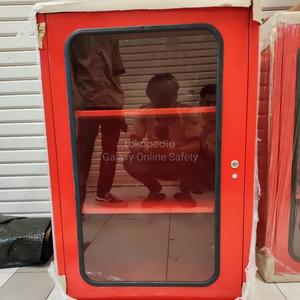 Jual BOX APAR APD SAFETY UKURAN 90X60X40 BAHAN PLAT SATU PINTU TERMURA ...