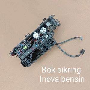 Jual Box Sikering Sikring Toyota Inova Innova Bensin Varian Pin - Pin ...